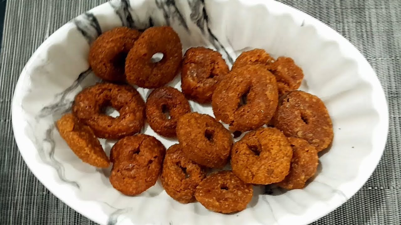 MAKANAN TRADISIONA | PEMBUATAN ALI AGREM/KUE CINCIN [RAEKINA ANJANI X-A ...