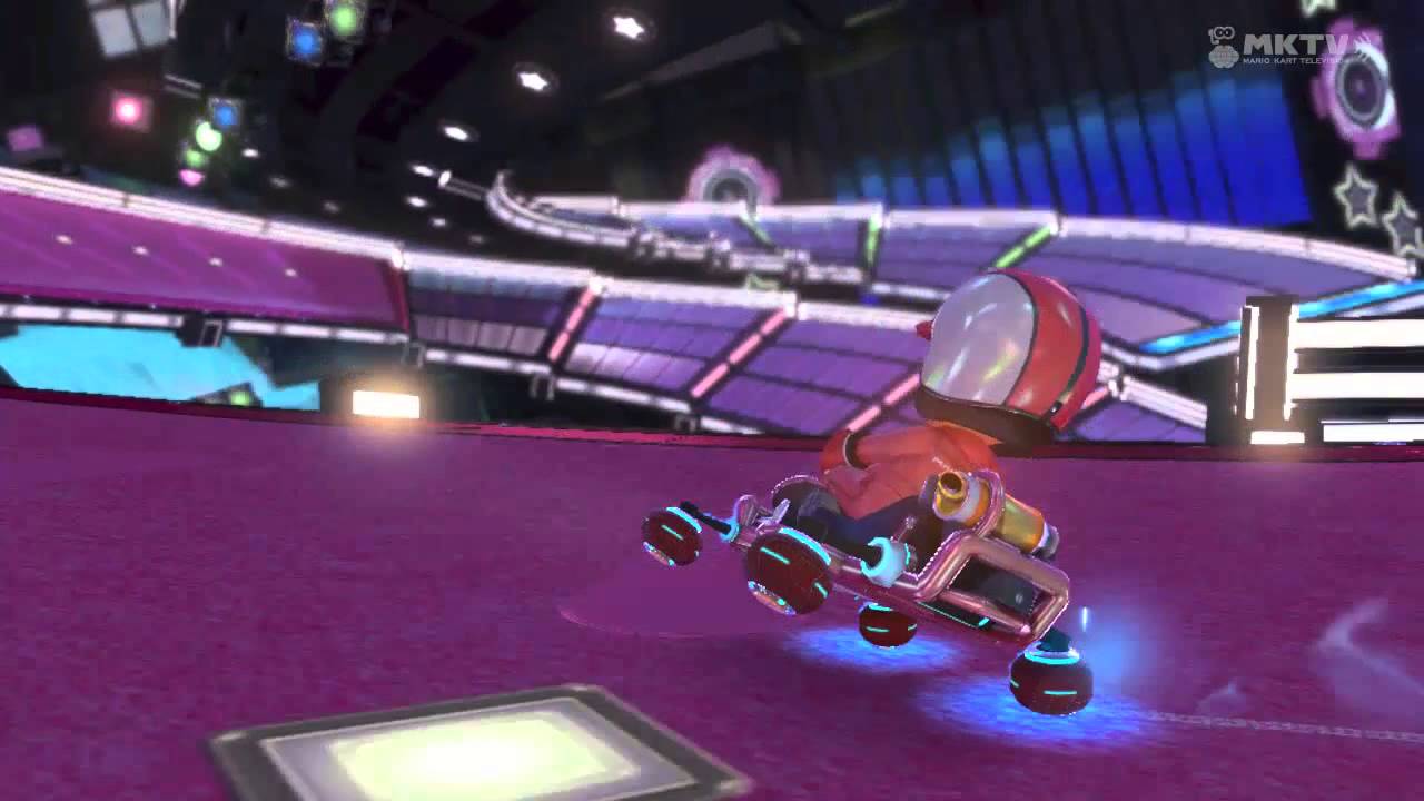 Wii U - Mario Kart 8 - Electrodrome - YouTube