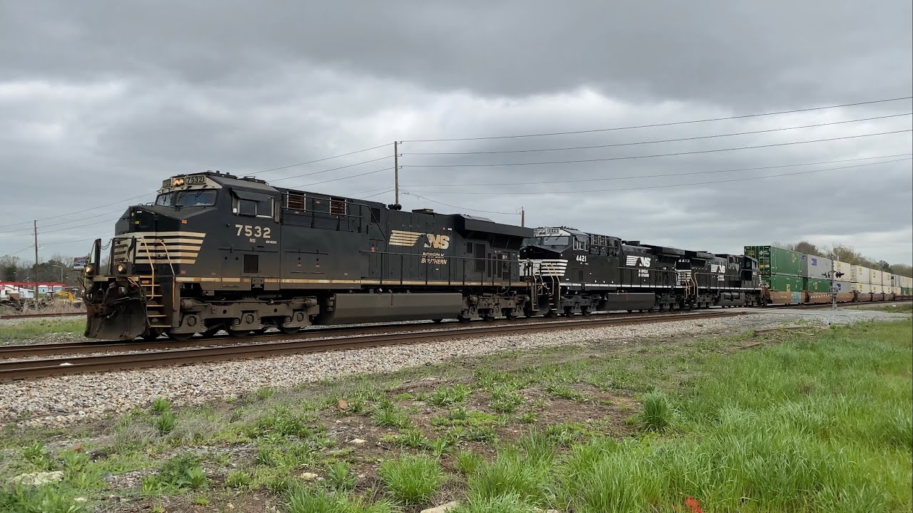 NS ES40DC 7532 with 2 BRAND New AC44C6M’s on 219 with David Light as Engineer! - YouTube