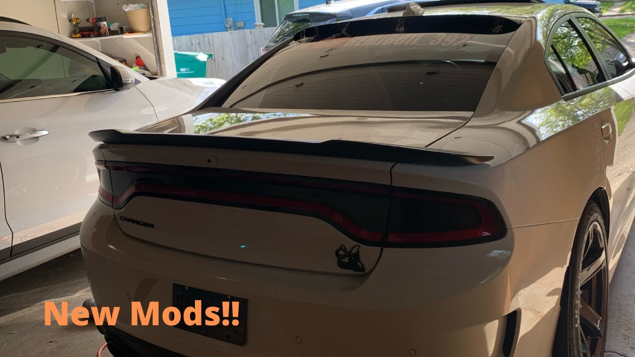 Installed New mods for the scatpack made it look a lot better!!! - YouTube