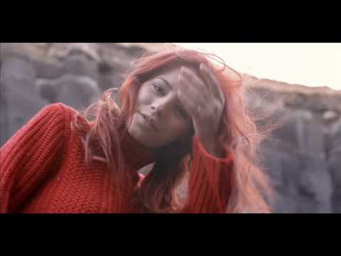 Femjoy - Ariel - Lady in red