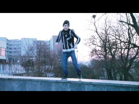 Apache dance on the streets of Prague 2017 !!!