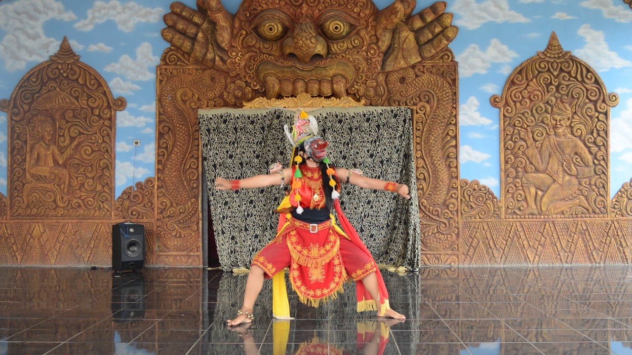 Tari topeng bapang - YouTube