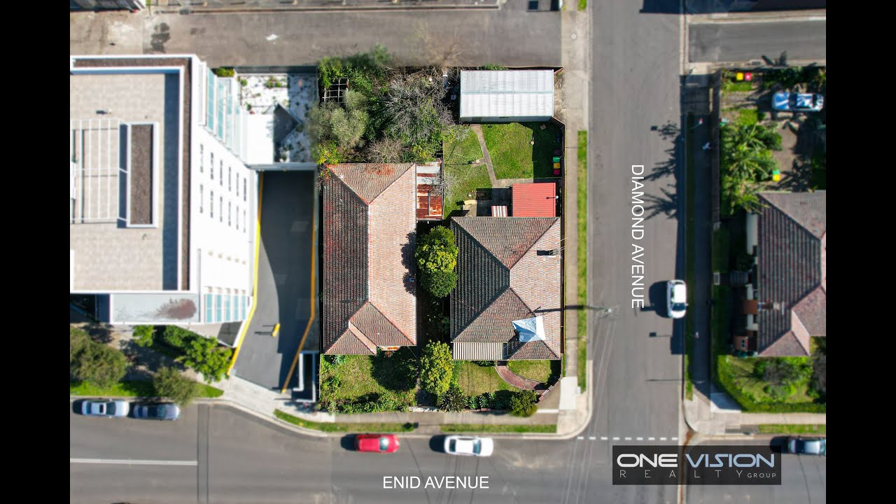 31 & 33 Enid Avenue GRANVILLE Video One Vision Realty Group. - YouTube
