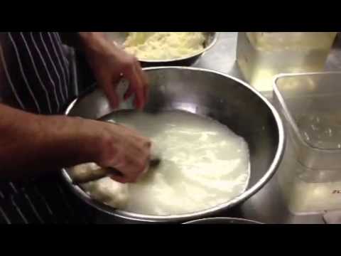 How to make Burrata, part 2 - YouTube