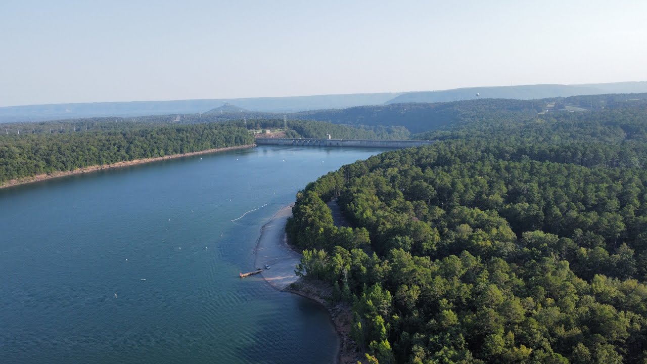 Fun Day on Greers Ferry Lake - YouTube