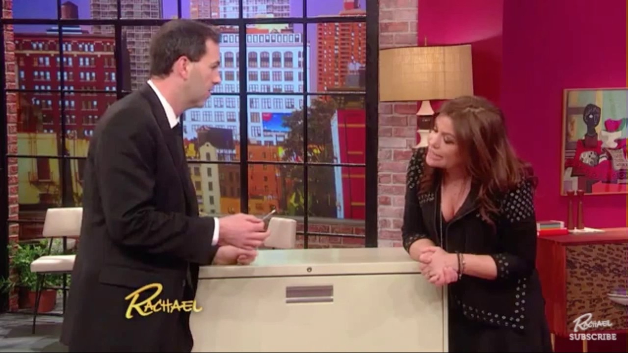 Jason Hanson Teaches Rachael Ray How to Pick a Lock - YouTube