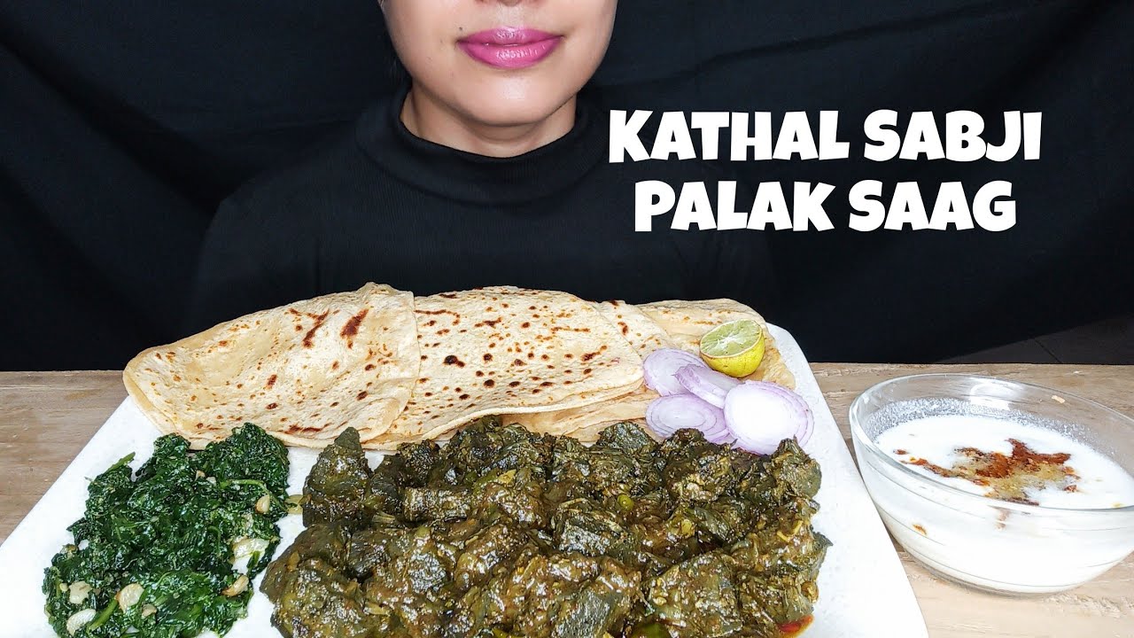 Eating Spicy Kathal Sabji with Palak Saag Paratha and Gud Dahi Indian ...