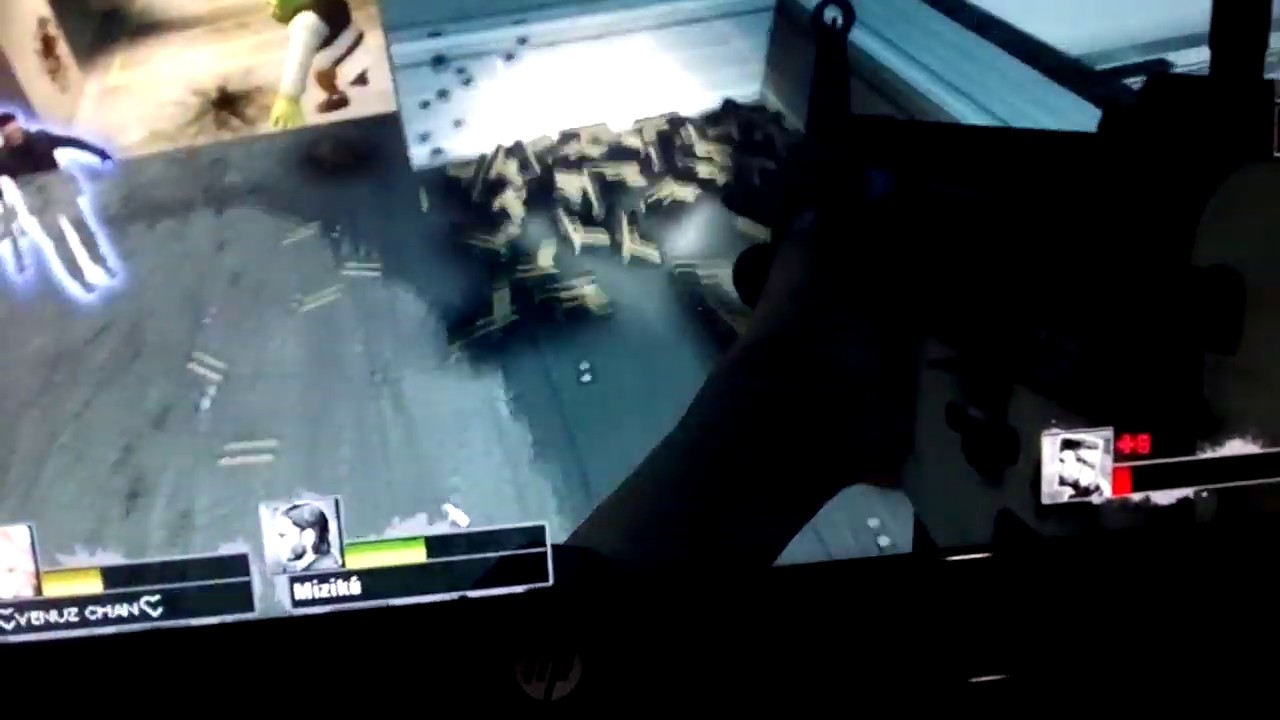 Bug para generar lag en el servidor left 4 dead - YouTube