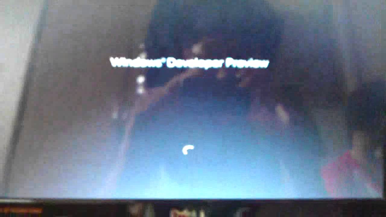 Windows Developer Preview (8) Fast boot - YouTube