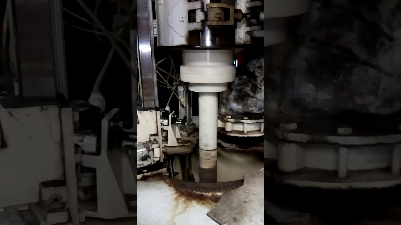 Funcionamiento de una centrifuga de azúcar - YouTube