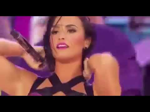 Demi Lovato - Cool for the summer live 2015