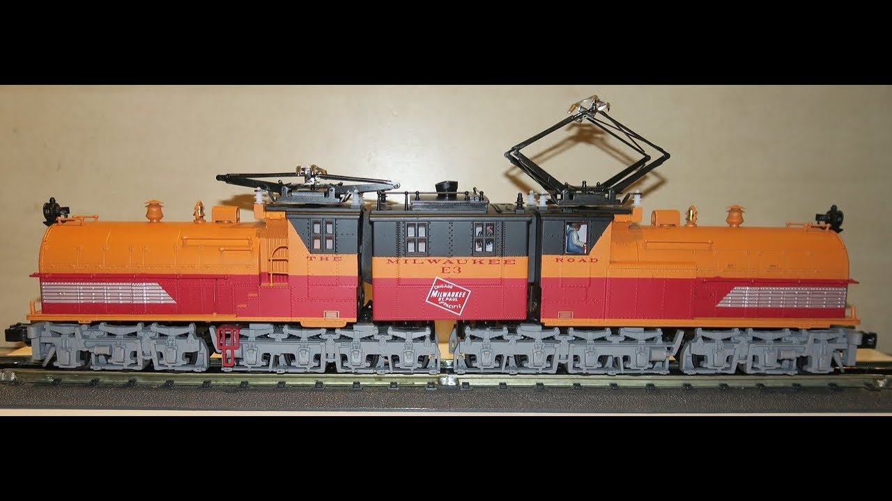 MTH Premier Milwaukee Road E-2 Bi-Polar Electric O Gauge 3 Rail - YouTube