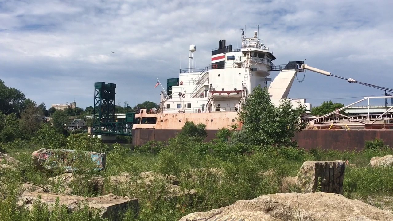 Scranton Peninsula, Cleveland - YouTube