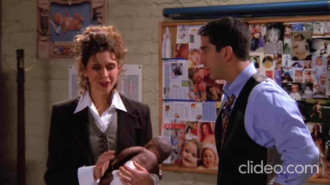 Ross as Mom | Friends (S01E16) - YouTube