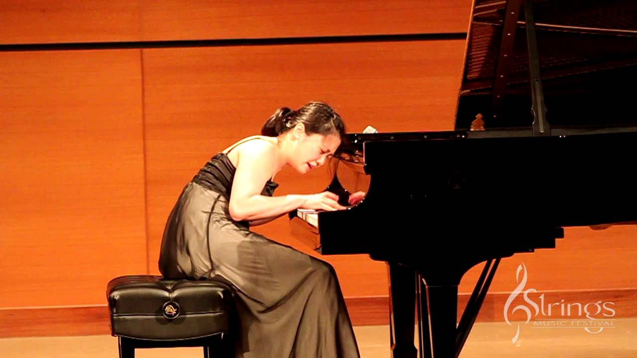 Fei-Fei Dong at Strings Music Festival - YouTube