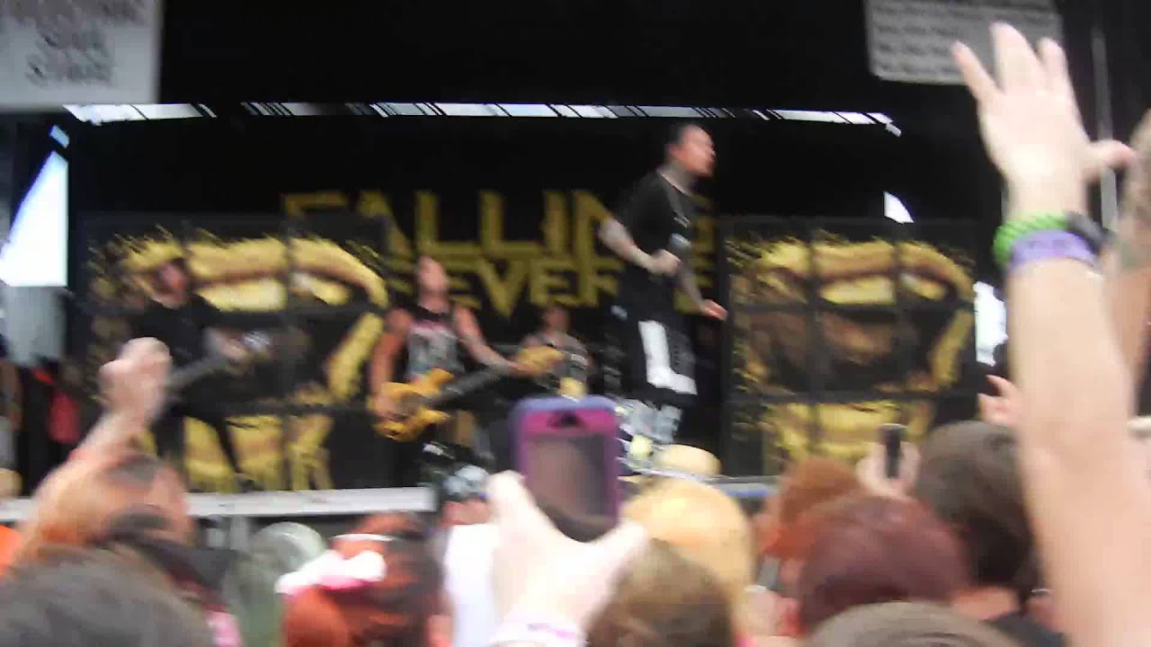 Situations - (Escape the Fate) Falling in Reverse / Vans Warped Tour ...