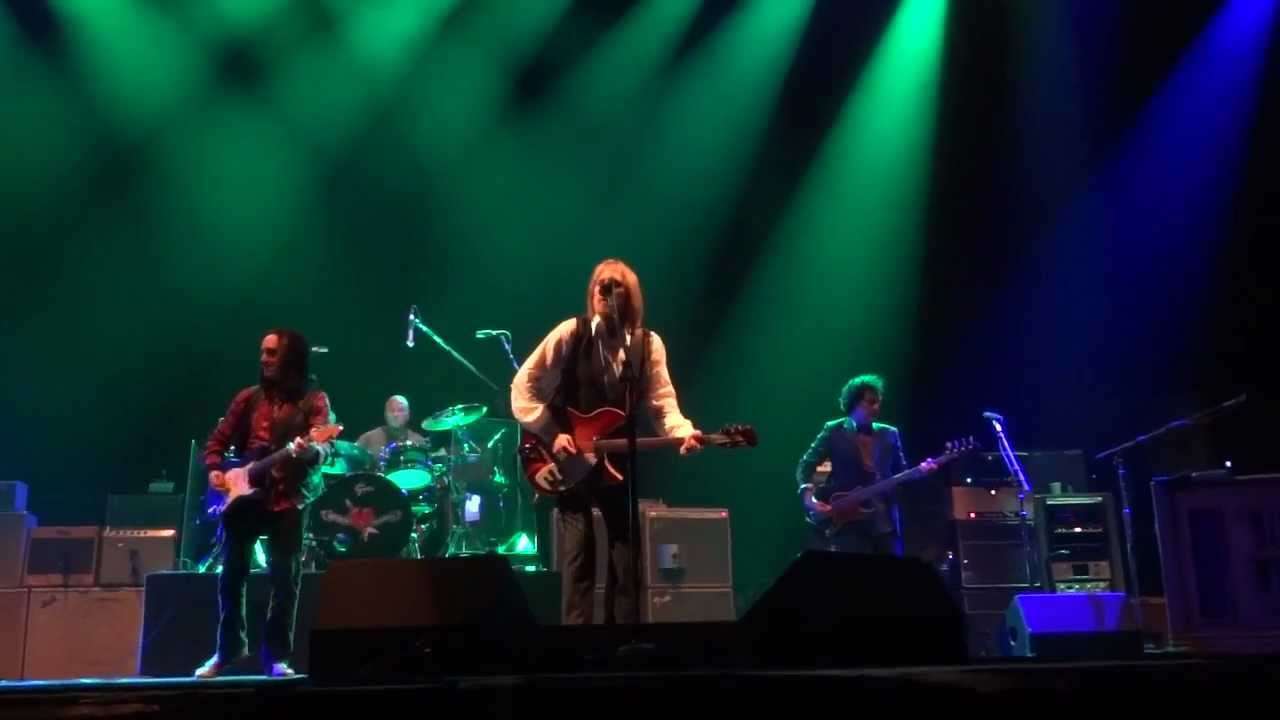 Tom Petty & The Heartbreakers "Handle with Care" @ Grand Rex, Paris ...