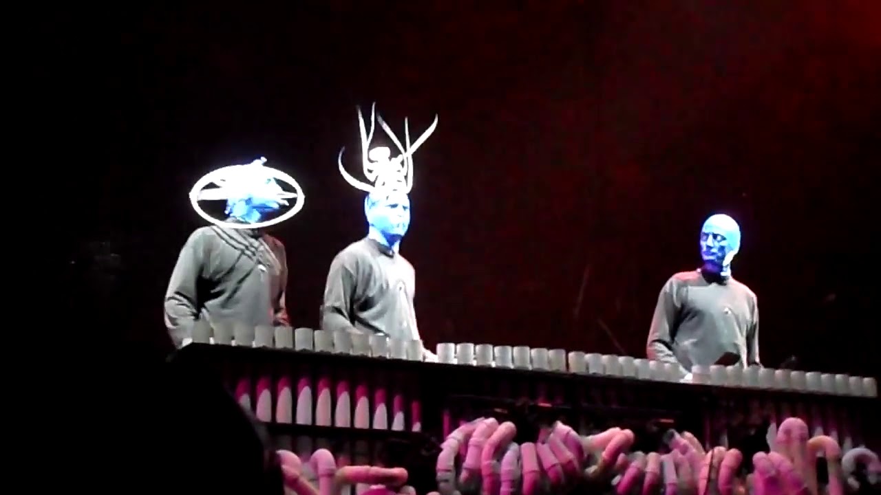 Blue Man Group Pipe Medley with Crazy Train & Lady Gaga - YouTube