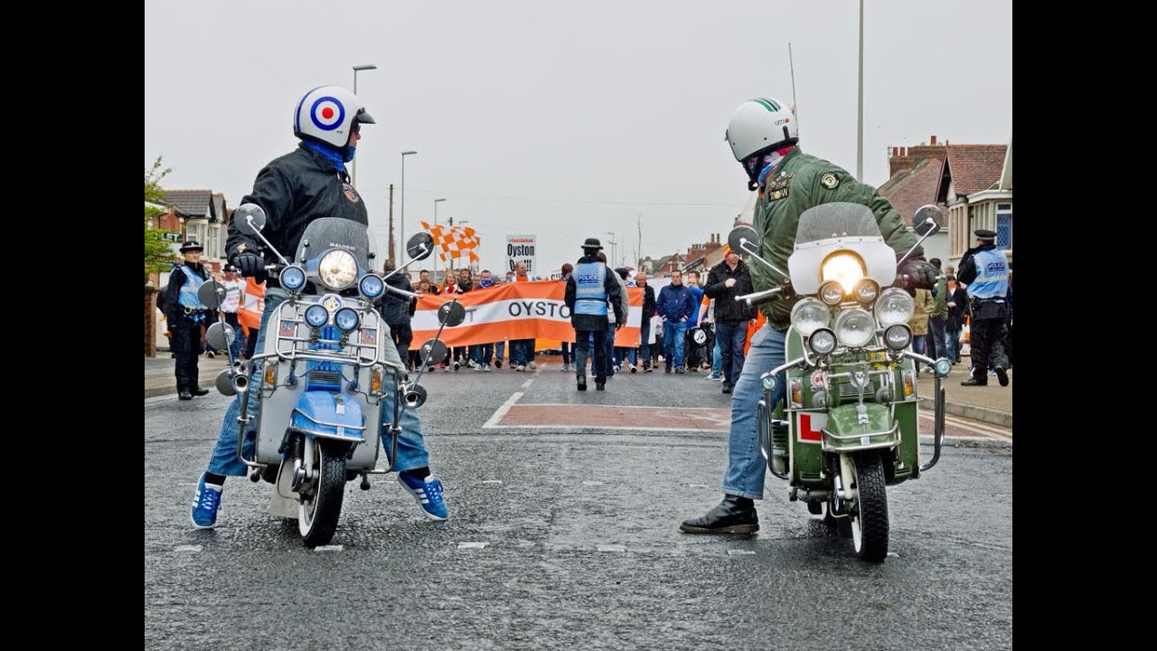 Blackpool FC Judgement Day Protest OYSTON OUT 02-05-2015 - YouTube