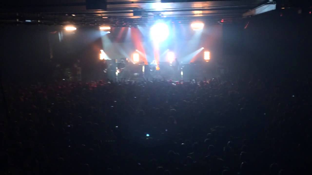 Beady Eye - Cigarettes and Alcohol - YouTube