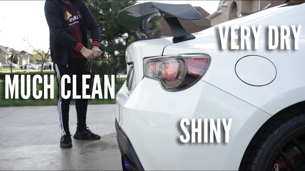 HOW I CLEAN MY SCION FRS - YouTube
