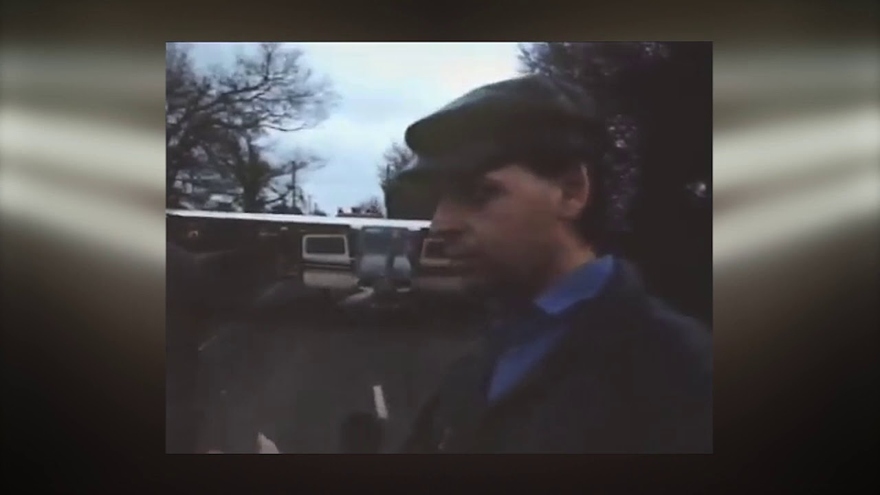 Gary Numan's plane , emergency landing in Southampton - YouTube