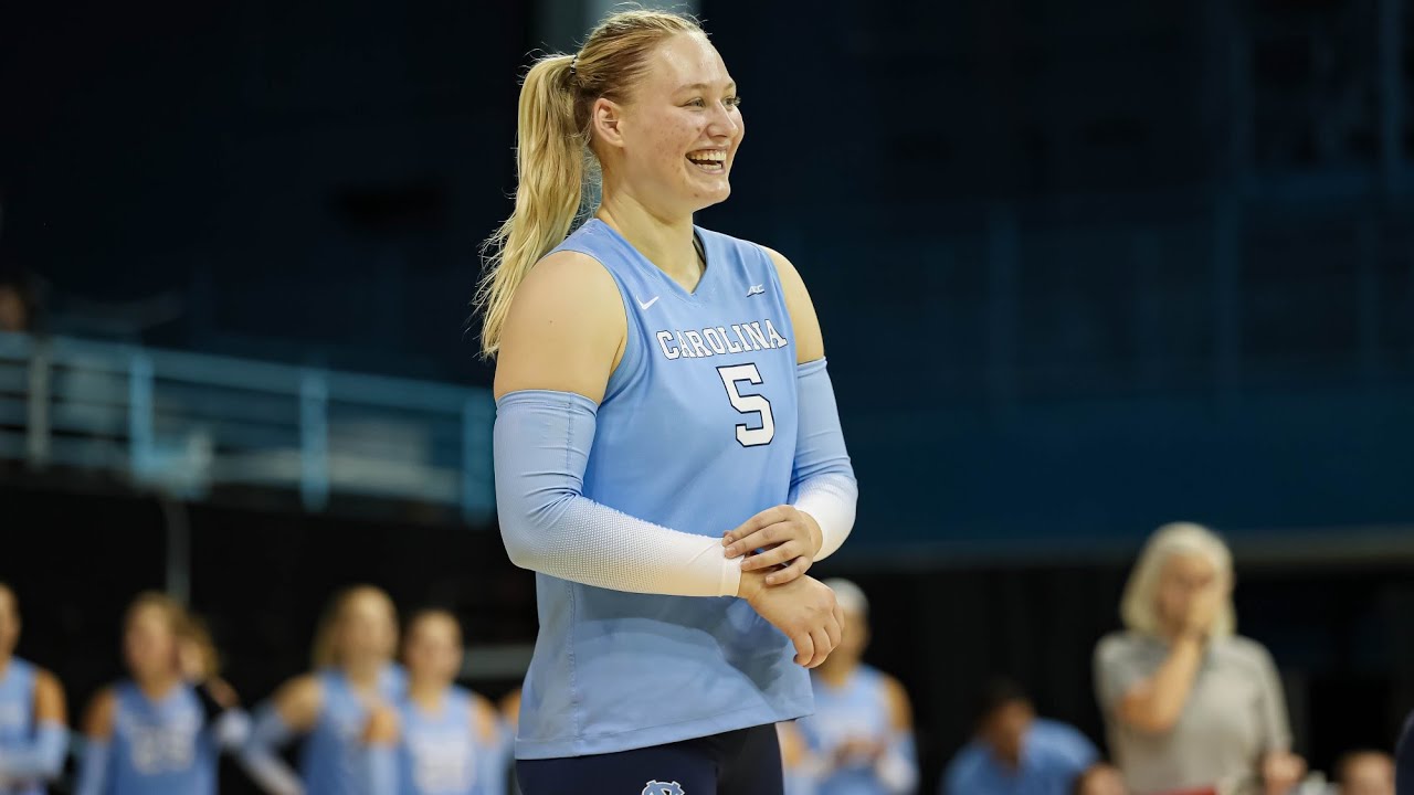 UNC Volleyball: Tar Heels Down Charlotte in 4 Sets - YouTube