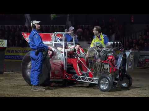 Minis Unlimited Indoor Tractor Pulling Rotterdam Ahoy 2017 by MrJo ...