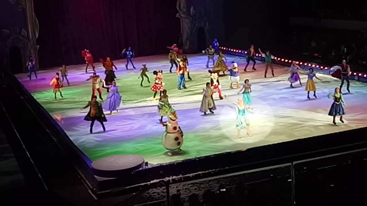 The wonderful world of Disney on Ice - Grand Finale (let it go) - YouTube