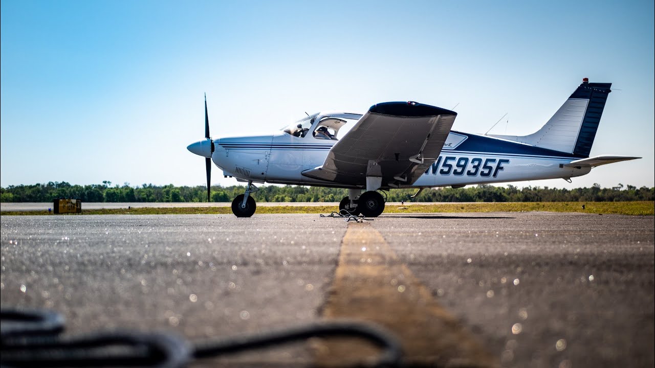 Student Pilot Vlog - My First Flight Lesson! - YouTube
