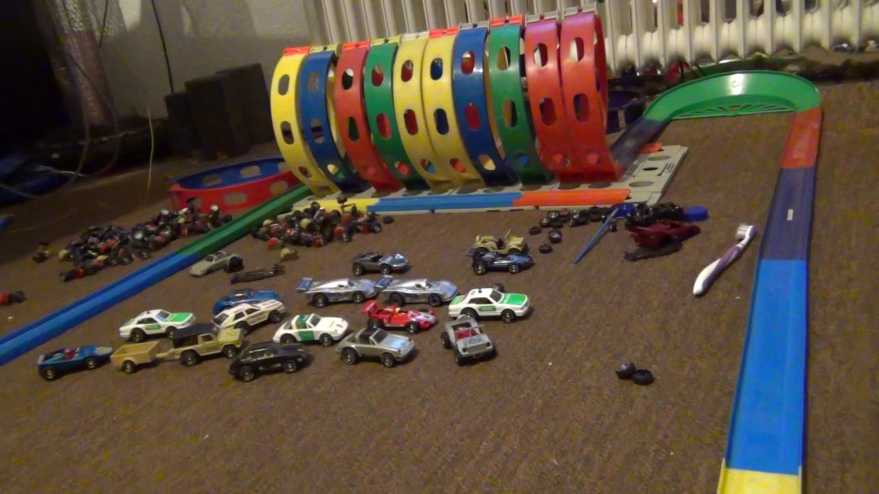 DARDA AUTO BAHN - PORSCHE 911 TARGA - 10 LOOPINGS - hellrotmetallic ...