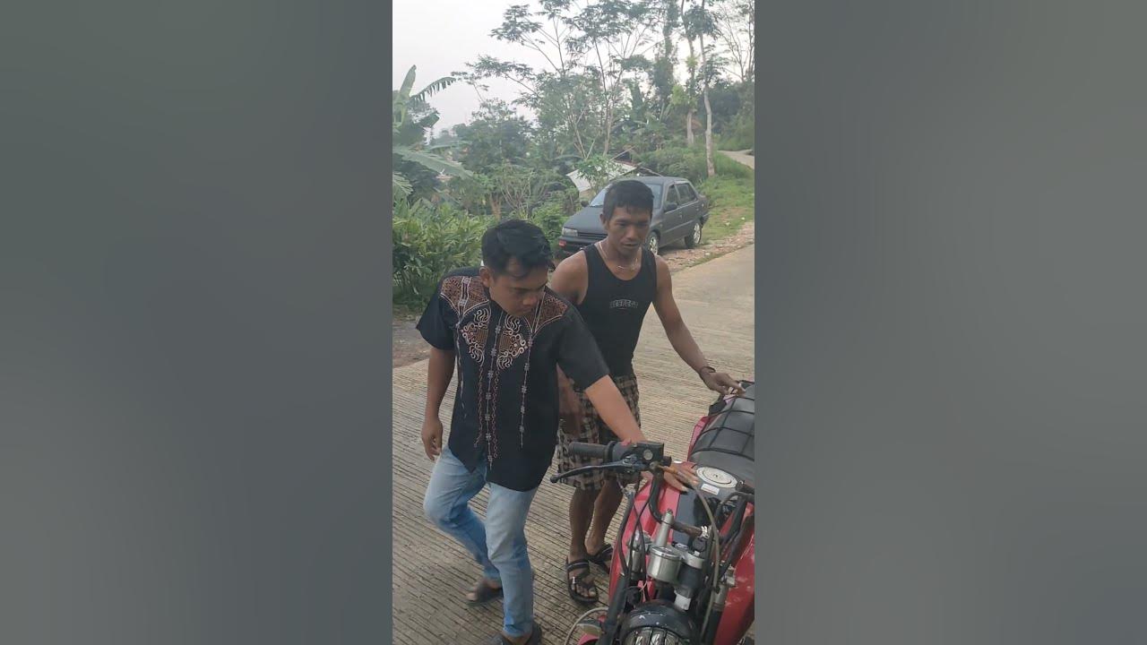 Tertipu #comedy #bodorsunda #lucu #bodorsundaterbaru #ngakak #funny #komedi #memes - YouTube