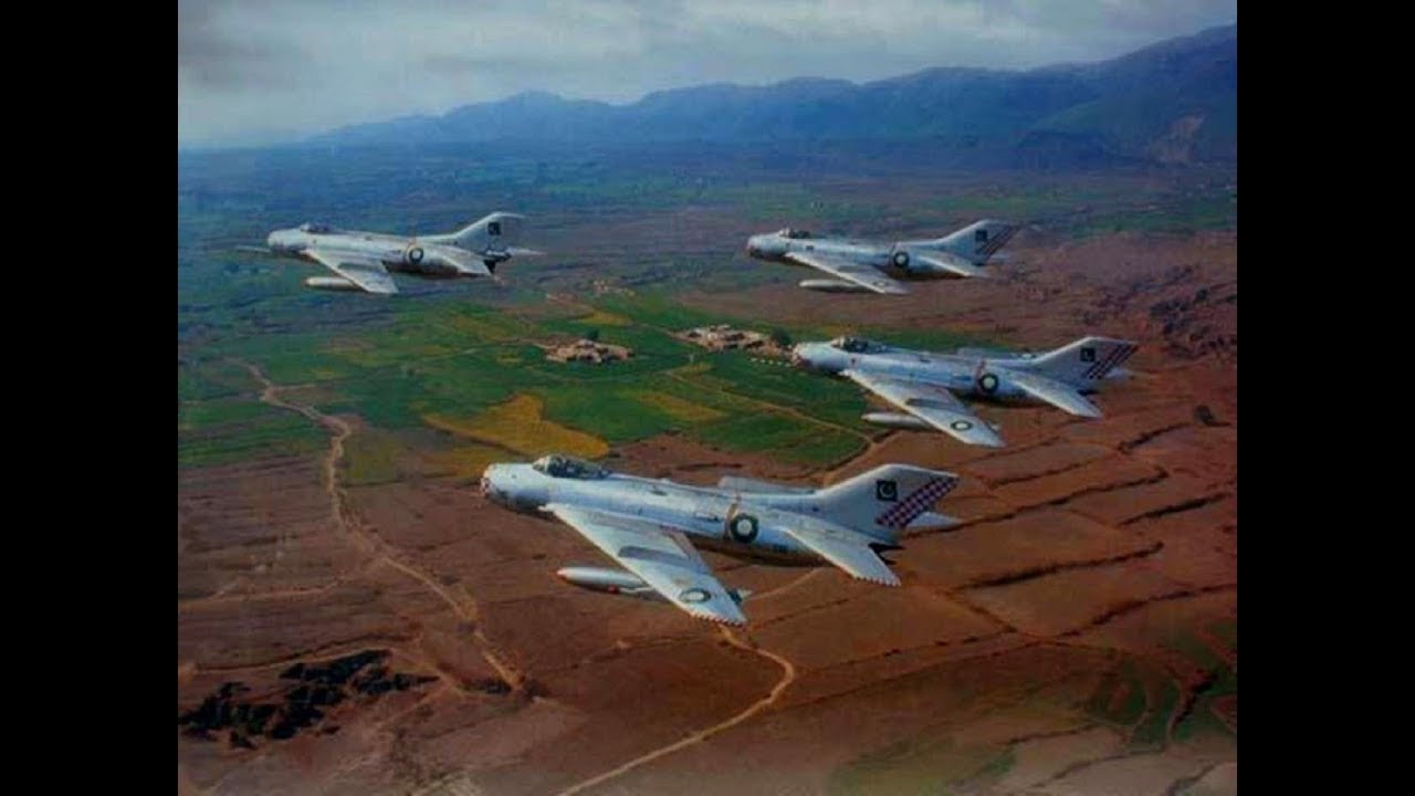 Shenyang F-6/MiG-19 scramble Pakistan Air Force - YouTube