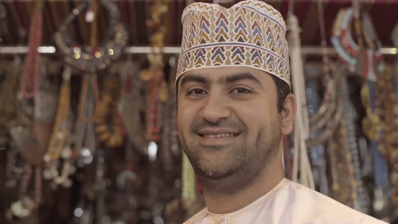 Red Bull Racing's Middle East Tour Continues in Muscat, Oman - YouTube