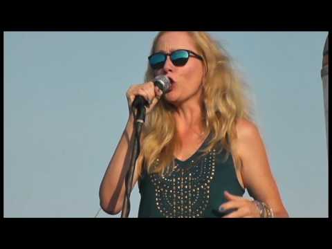 Brian Maes Band featuring MaryBeth Maes on vocals - YouTube