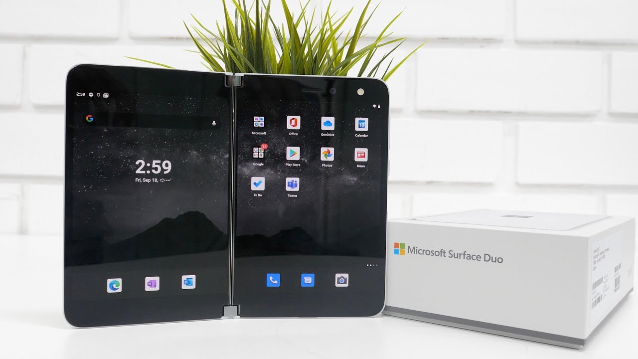 Microsoft Surface Duo Unboxing & First Impressions (Retail Unit) - YouTube