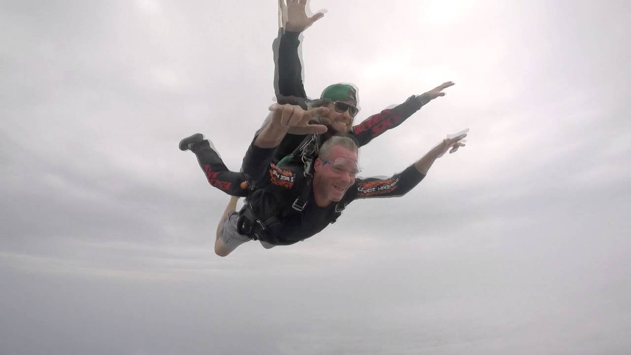 Skydive Sebastian - Brian's Skydive - YouTube