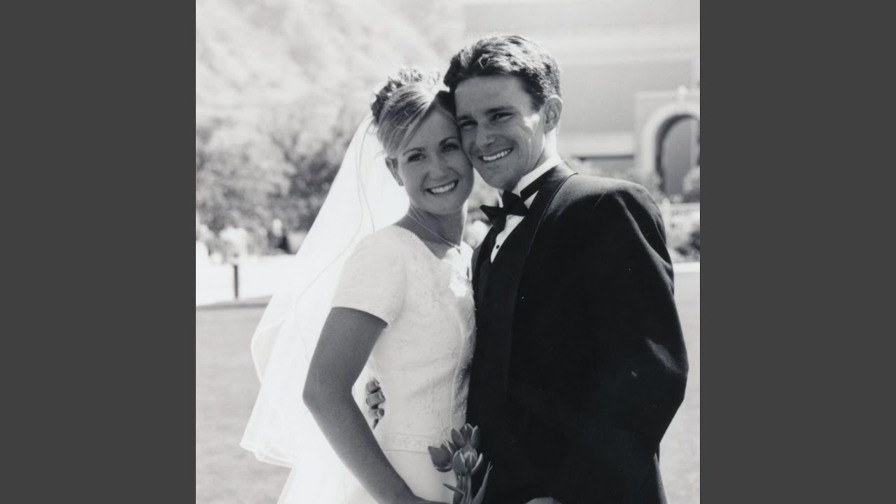 Shmiley song (feat. Robin Gunnell) - YouTube