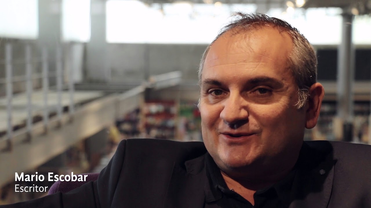 Entrevista con... Mario Escobar - YouTube