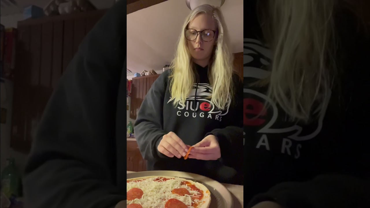 how to make a homemade pizza demonstration speech - YouTube