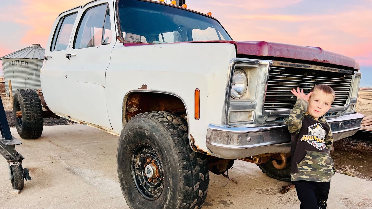 MadMar Monster Truck Build Part 1 - YouTube