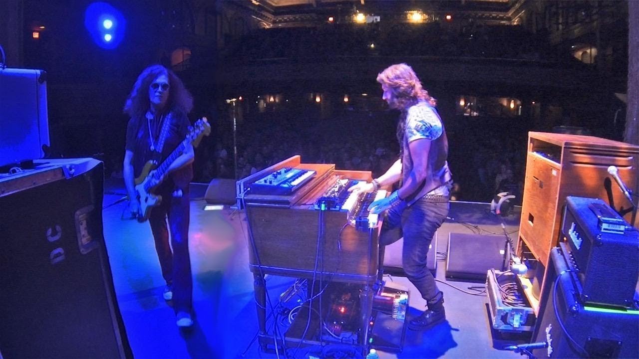 Mike Mangan - Glenn Hughes Deep Purple Live - Solo Organ Performance ...
