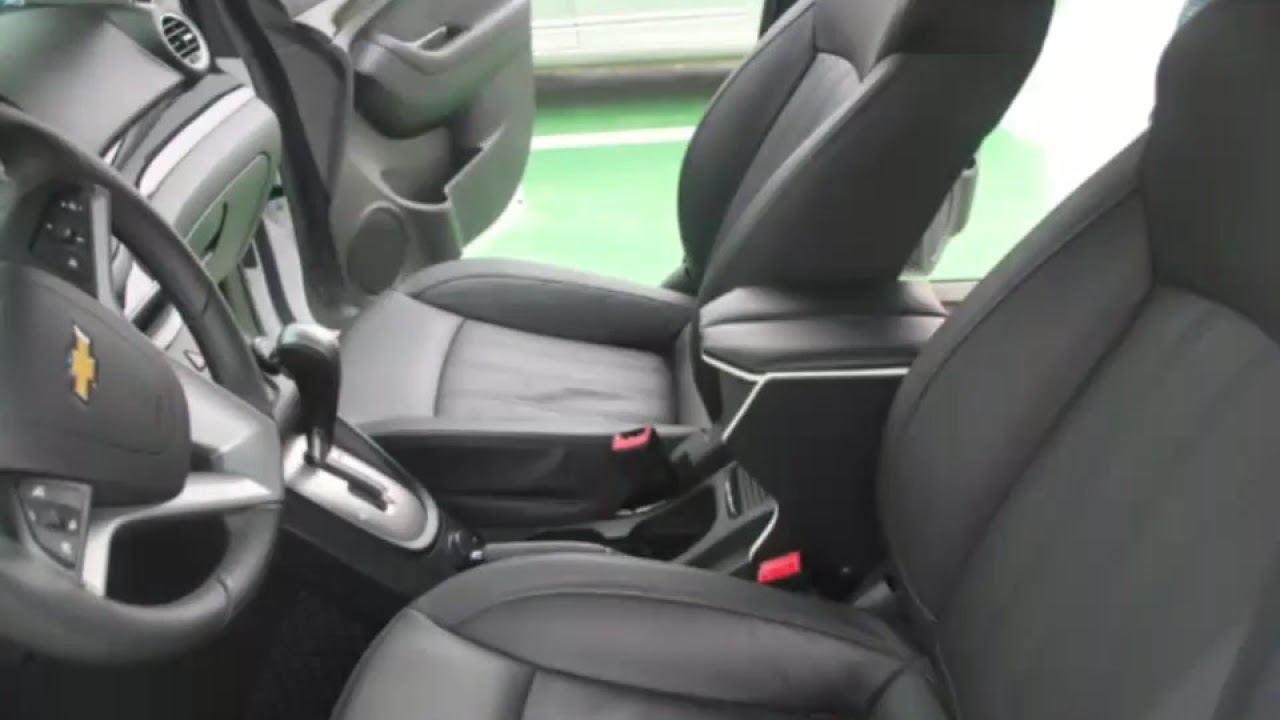 Chevrolet Orlando console box - YouTube