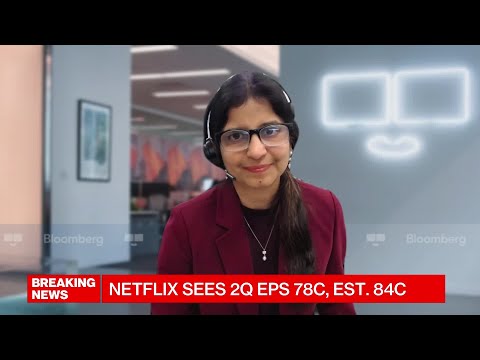 Netflix Earnings Forecast Misses, Reed Hastings Steps Down