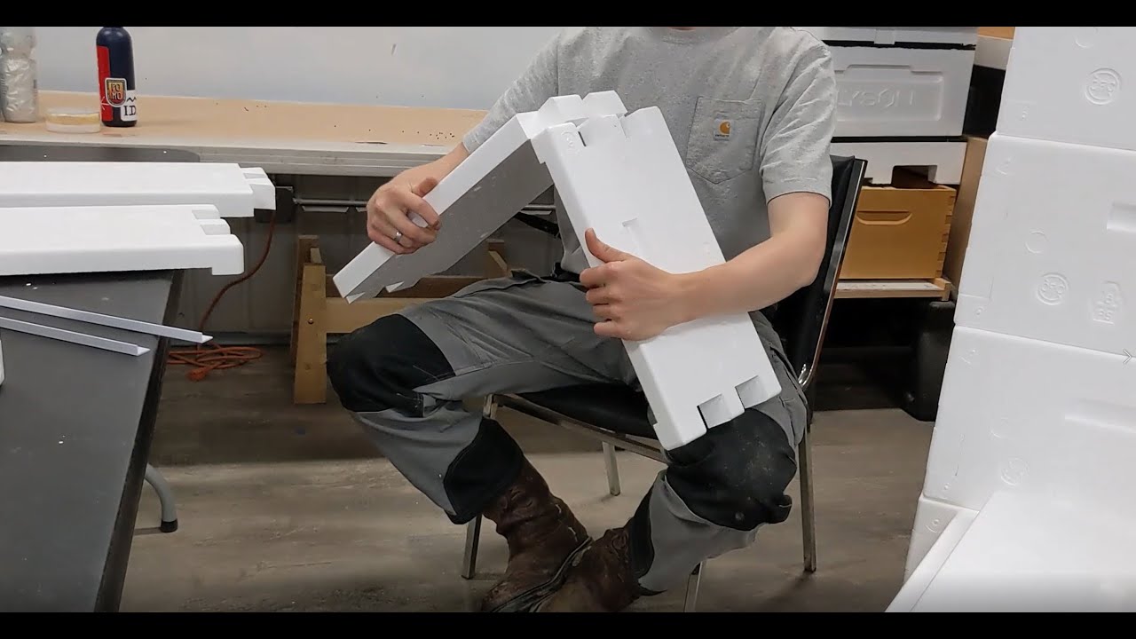 How to Assemble BeeMax Hive Boxes - YouTube