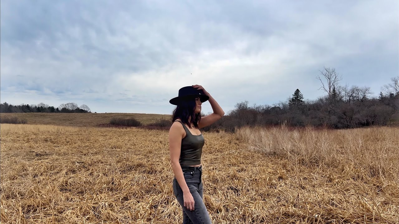 Stephanie Ryann - Wild Thing (Visualizer) - YouTube