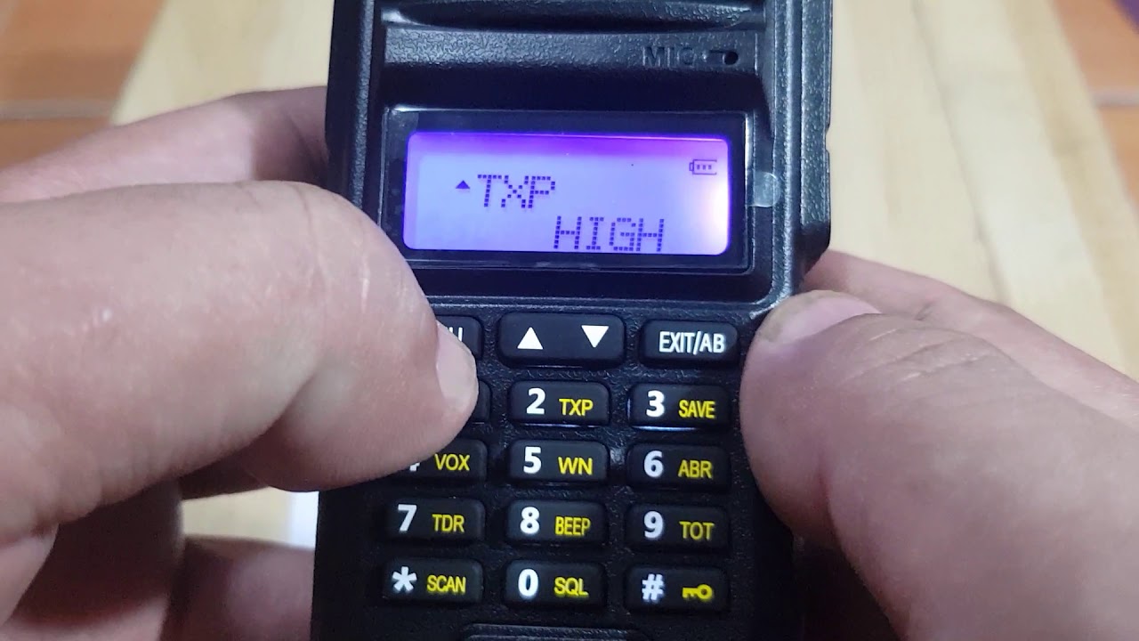 วิธีปรับกำลังส่ง Icom IC 240 - YouTube