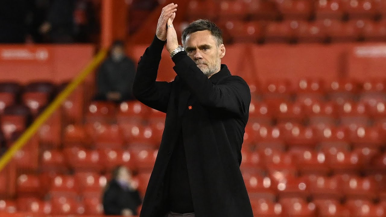 Graham Alexander reacts to win at Aberdeen - YouTube