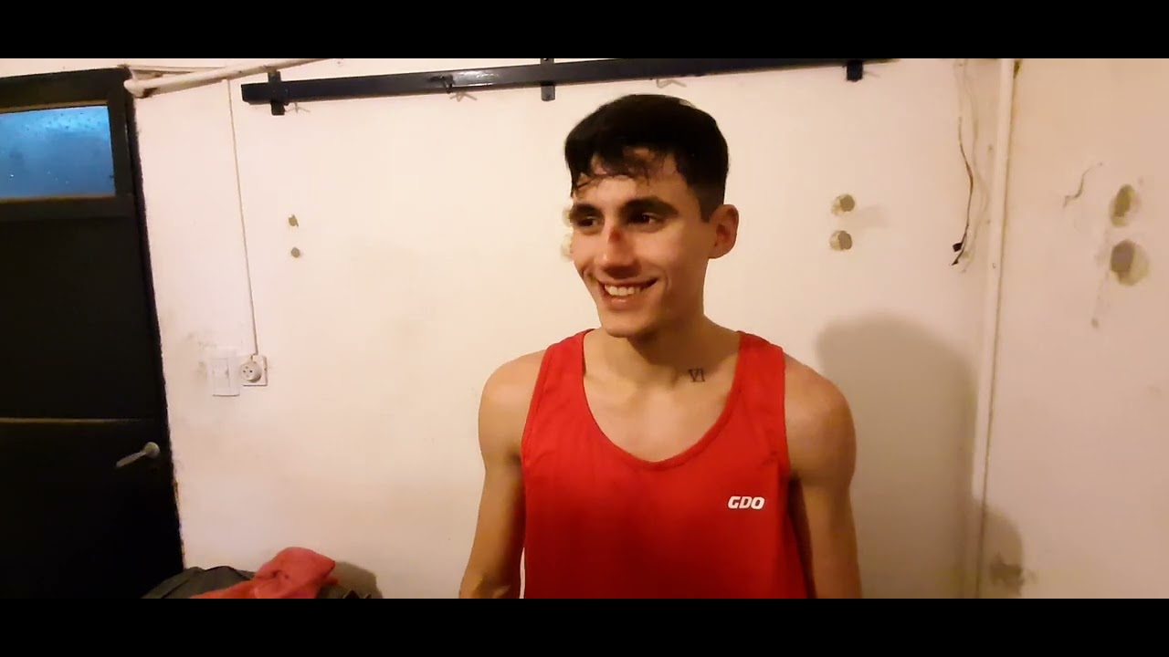 TOBIAS FINITO NIÑO- BOXEADOR CLUB SARMIENTO 2022. - YouTube